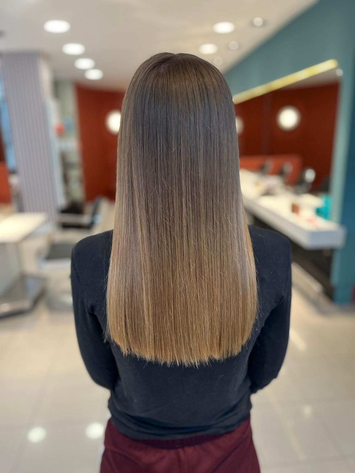 Cómo cuidar tu cabello después de un alisado de pelo para mantenerlo en ...